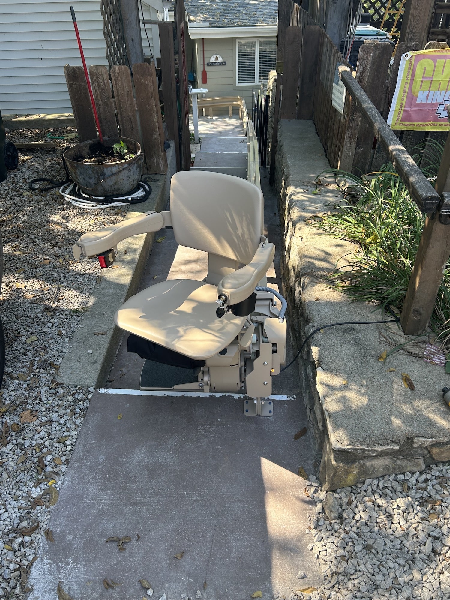 Outdoor Lifts 101: Types, Features, and Benefits for Homeowners ...